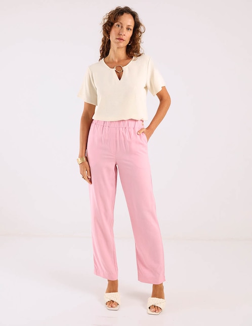 Pantalón Weekend recto para mujer 1